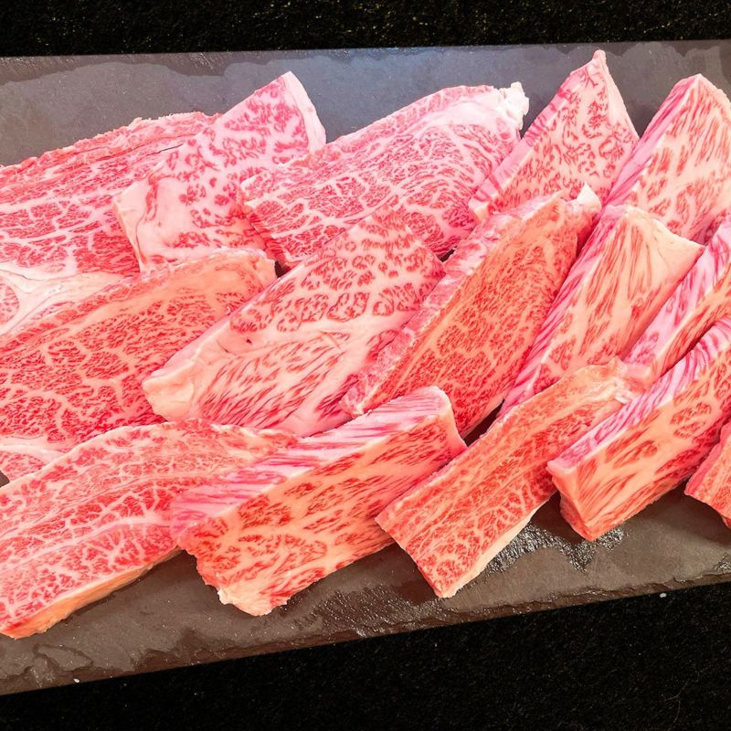 A5 松阪牛 霜降り クラシタ ロース 焼肉用 900g お中元 肉 牛肉 和牛 高級肉 焼肉 BBQ バーベキュー ギフト プレゼント 内祝い お返し 贈答 お取り寄せ ≪あすニク≫ | 肉 ...